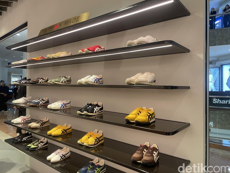 Onitsuka Tiger Rilis Sneakers yang Cuma Ada di Indonesia, Bermotif ...