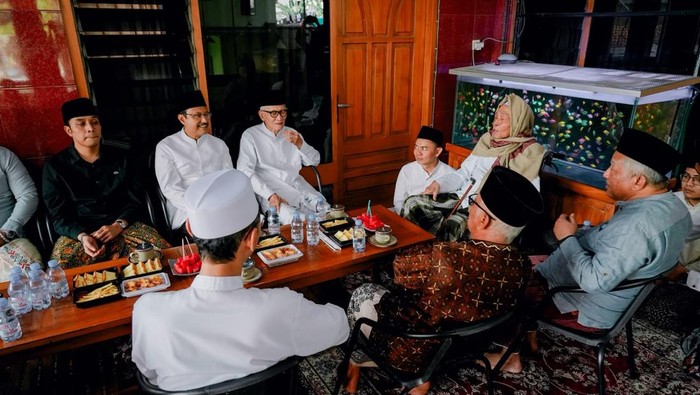 Rais Aam dan Sekjen PBNU ke Ponpes Ploso Kediri, Ada Apa?