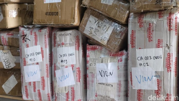 Penampakan Gudang Tangerang yang Digerebek BPOM, Simpan Kosmetik Ilegal ...
