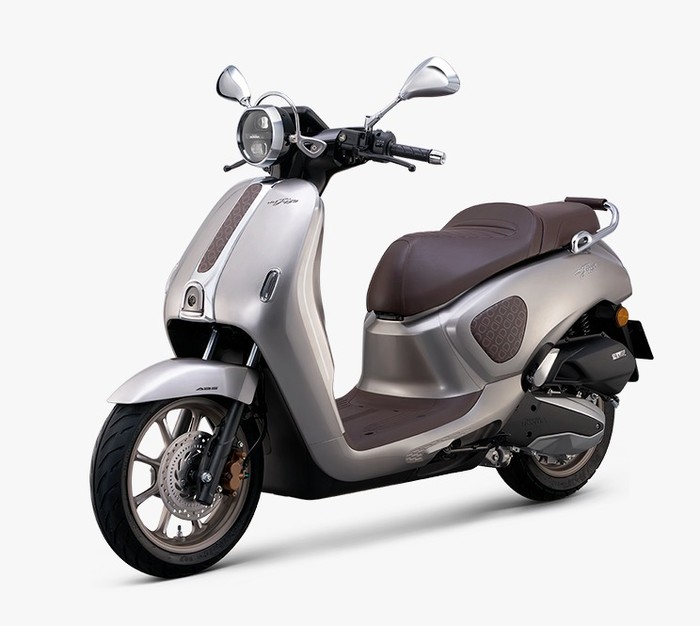 Honda Luncurkan Skutik Retro Canggih, Punya Radar dan Dashcam
