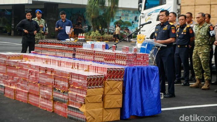 Operasi Gabungan Bongkar Jaringan Rokok Ilegal, 8,9 Juta Batang Diamankan