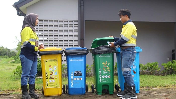 PT BSI Perkuat Komitmen Lingkungan Lewat Program Pilah Sampah