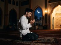Doa untuk Dibaca 3 Kali di Malam Tahun Baru Islam