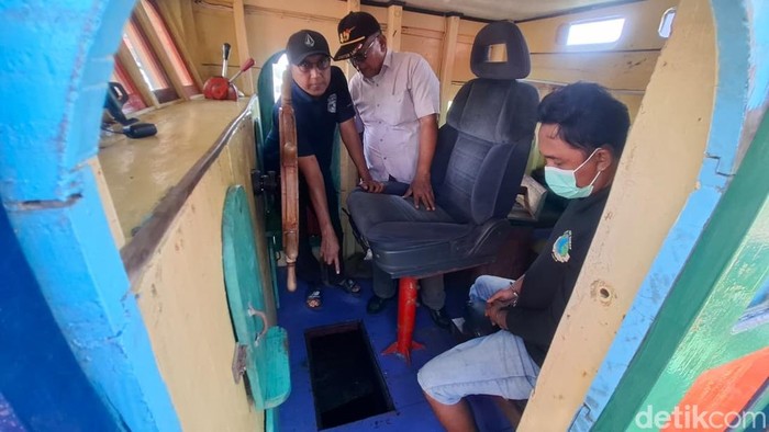 Komplotan Maling Gasak Ribuan Liter Solar dari Kapal Sandar di Juwana Pati