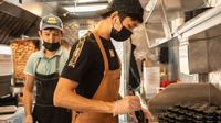Baru Kerja 3 Jam, Pergawai di Restoran Cepat Saji Langsung Dipecat!