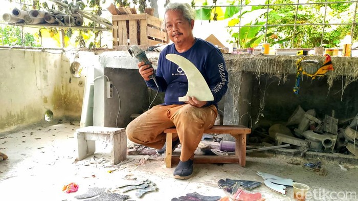 Olengnya Sang Penjaga Keseimbangan: Batik Fins Cimaja Vs Dolar
