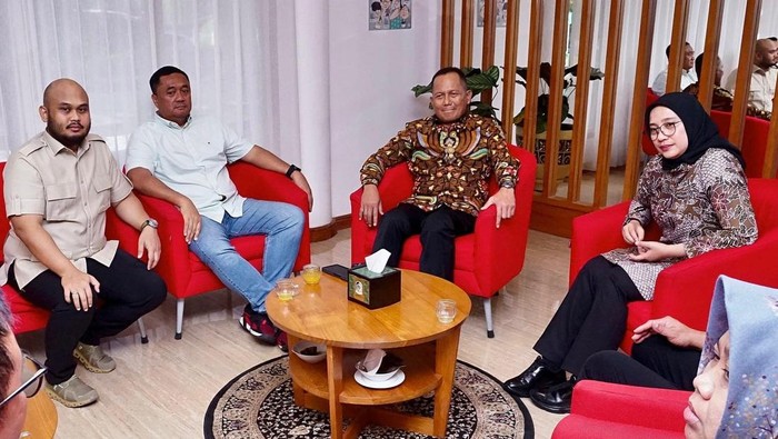 Inspektur Kopassus Temui Bupati Ipuk di Banyuwangi, Ini yang Dibahas