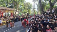 Viral Bekas Tambang Pasir Besi di Lombok Timur Bak Padang Pasir Timur ...