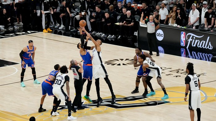 Comeback Dramatis, New York Knicks Kunci Gelar Juara NBA