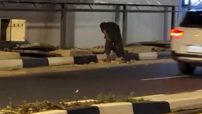 Viral 'Rayap Besi' di Batam, Curi Penutup Drainase Terowongan Pelita