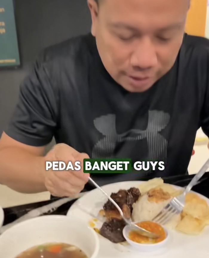 Vicky Prasetyo, Artis Sekaligus Foodies yang Kini Punya Bisnis Kuliner