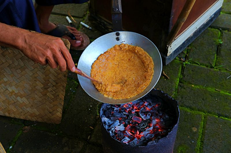 Menelusuri Jejak Kuliner Betawi dari yang Legendaris hingga Langka