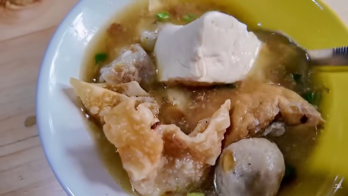 Jajan Bakso Malang Kaki Lima, Anang Hermansyah Beri Rating Segini!
