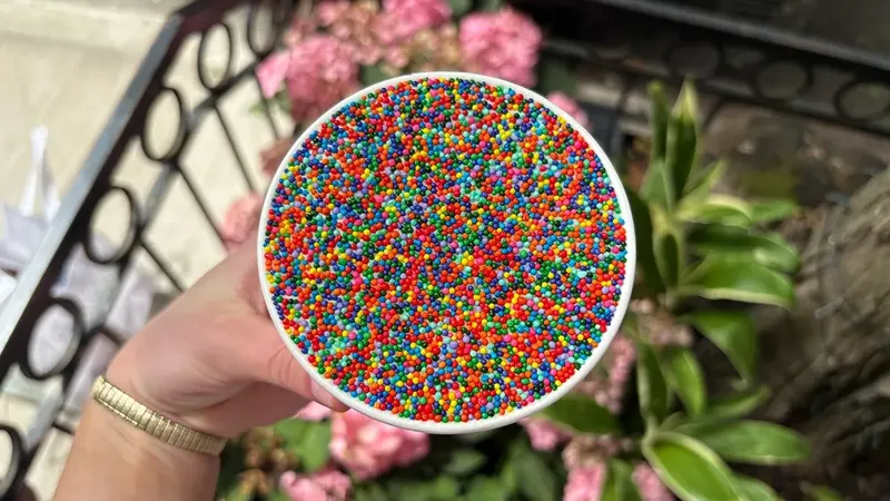 Apa Itu Dot Cakes? Kue Viral yang Bikin Orang Rela Antre Panjang