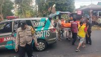 Mobil Boks Hantam Motor di Ngantang Malang, Ibu Tewas Anak Selamat