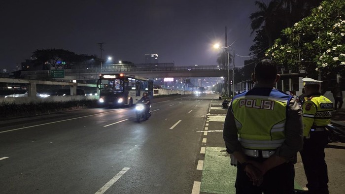 Demo Mahasiswa Bubar, Lalu Lintas di Sekitar Gedung DPR Kembali Normal
