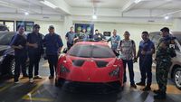 Lamborghini hingga Alat Berat Milik Bos Tambang di Kalbar Disita