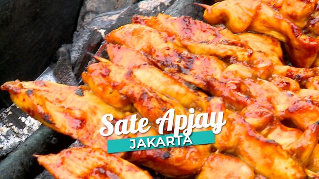 Kuliner Legendaris Pinggir Jalan Sate Apjay, Jakarta