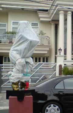 'Inul' Dilinggis 4 Pria