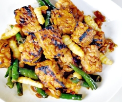 Tempe Bakar Jamur yang Kaya Serat