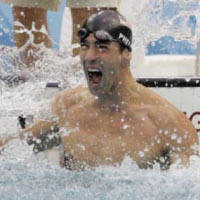 Jutaan Rupiah untuk Tanda Tangan Phelps Cs