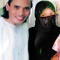 Istri Amrozi Pasrah Dengan Takdir yang Diterima Suaminya