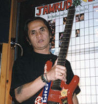 Azis MS Dan Pengalaman Ditabrak Truk