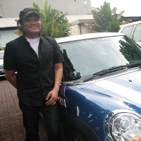 Mobil Kenangan Adrie Subono