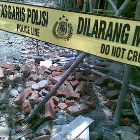 Tertimpa Batu Bata, Pekerja Bangunan Tewas Seketika