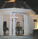 Suasana 'Teman Owner' di Bunga Rampai Resto Menteng