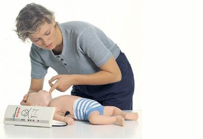 Pertolongan Pertama Jika Bayi Pingsan