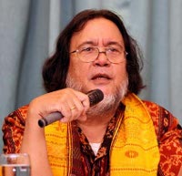 George: Buku Harus Dilawan dengan Buku