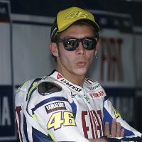 Rossi Bersaing dengan Messi & Usain Bolt