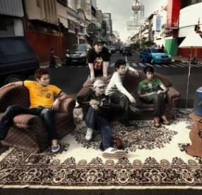 Nineball: Band Baru Suka Nggak Dipercaya Main Live