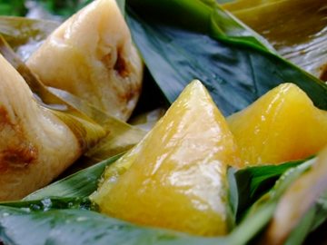Bakcang Isi Lotus