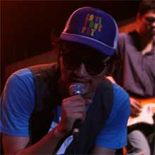 Kisah Zeke Khaseli dan Album Salak
