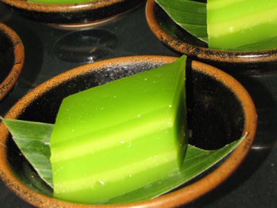 Manis Legit 'Pig Skin Cake' Khas Vietnam