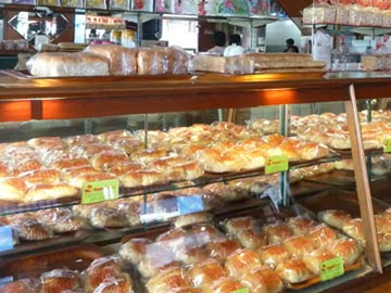 Kelezatan Roti Halal a la Majestyk Bakery
