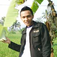 Lobang Berbahaya di Jalan Raya Bogor Simpangan Depok