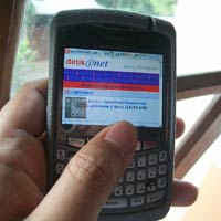 RIM Siap Ikut Aturan Soal Penyadapan di Indonesia