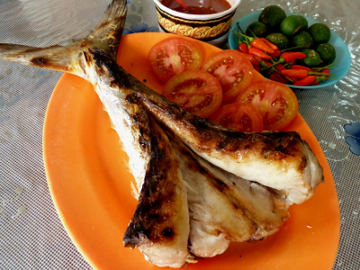 Mr. Asui: The Best Seafood in Bangka