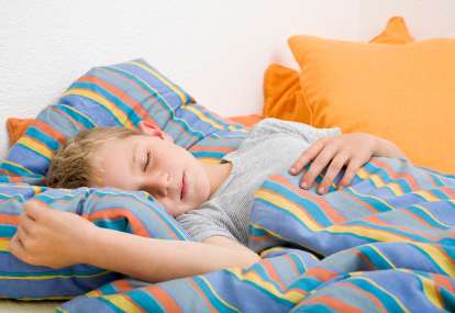 Kapan Sebaiknya Anak Berani Tidur Sendiri?