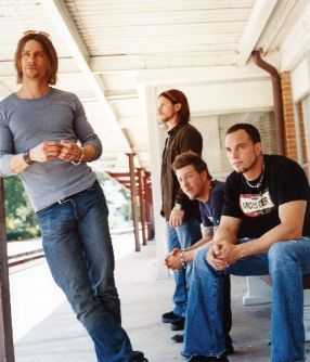 Creed Garap Album, Alter Bridge Diliburkan