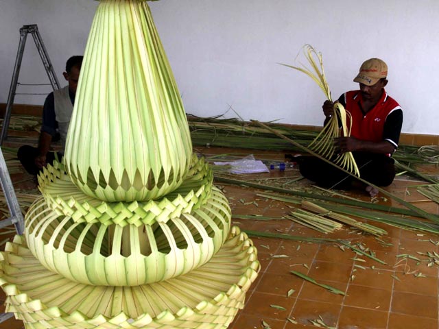 Kembar Mayang Untuk Pengantin Keraton