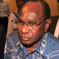 Tak Lagi Menteri, Freddy Numberi Senang Punya Banyak Waktu Menulis