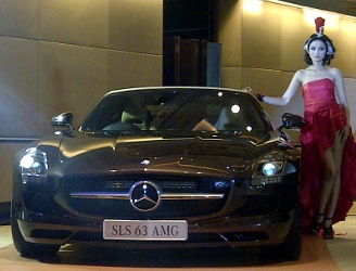 Mercy Patenkan SLS AMG 4 Pintu
