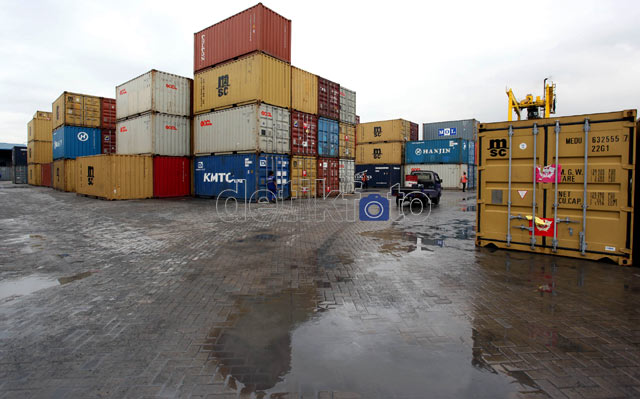 Fasilitas Terminal Petikemas Koja Ditingkatkan