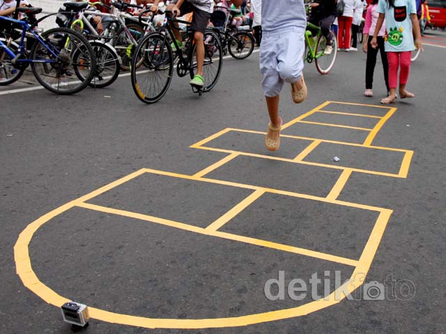 Sunda Manda, Masih Ingat Permainan Itu