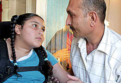 Otak sang Gadis Rusak Akibat Keracunan Ayam Goreng