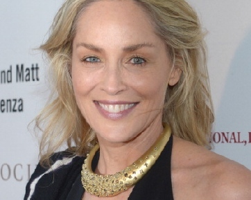 Sharon Stone Dituduh Rasis ke Eks Pengasuh Anaknya